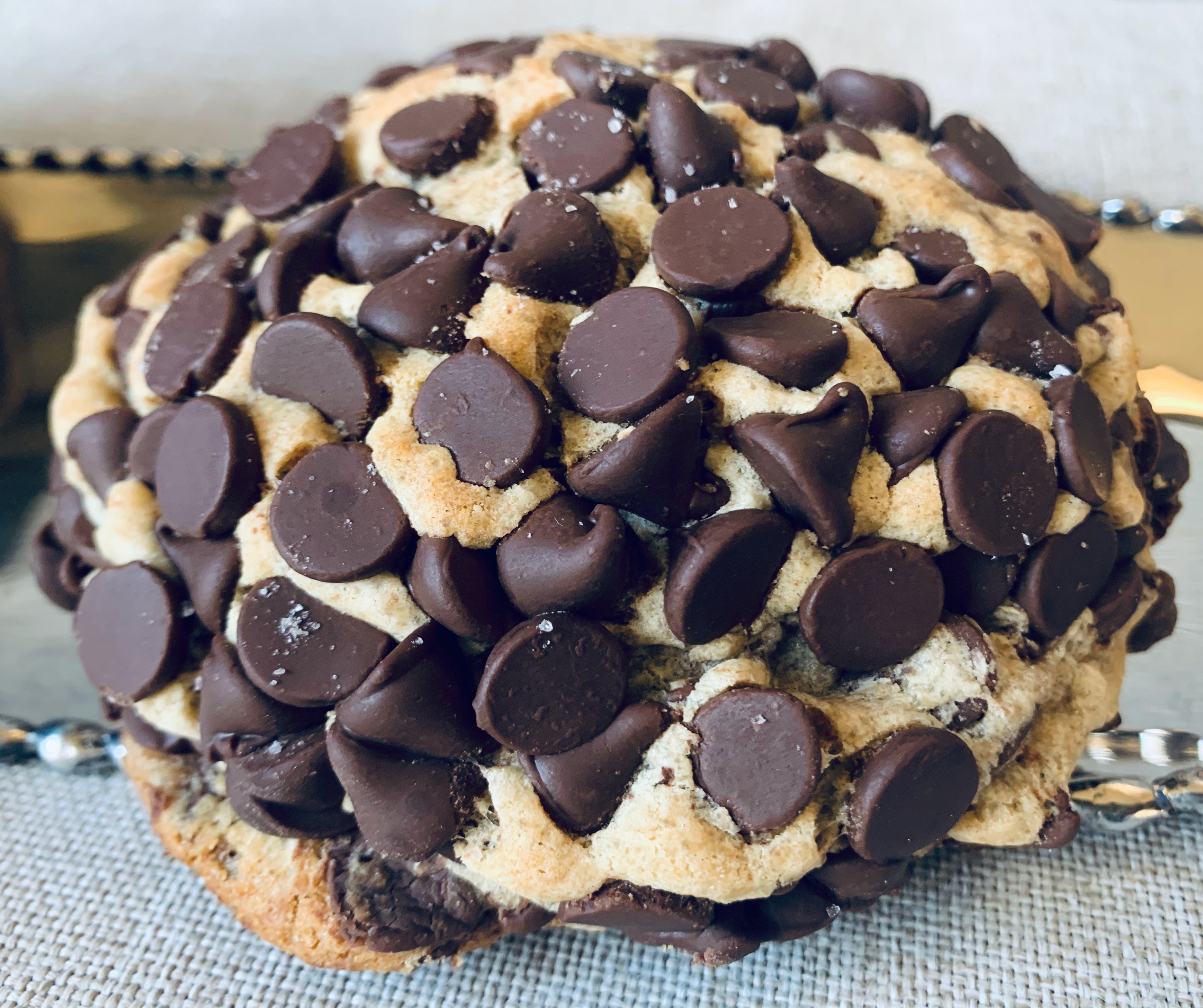 Supersized Copycat Chocolate Chip Cookies – Confections by Cori